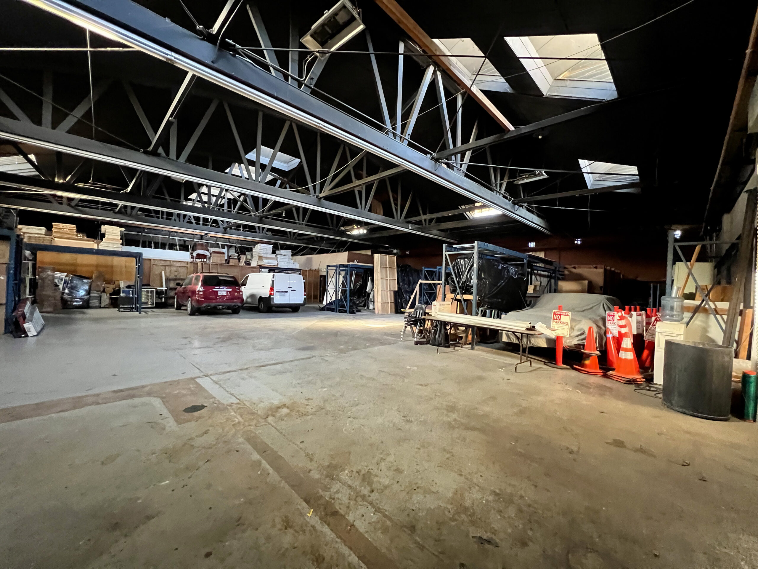 Budget Friendly Warehouse With Flats – Martinsound